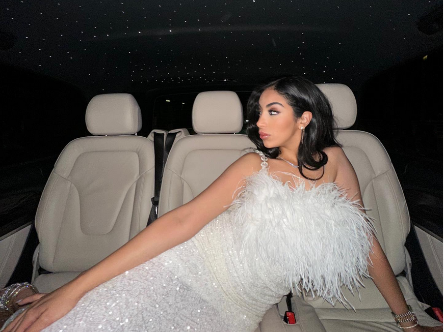Maria Nadim rejoint les étoiles d'Hollywood à la soirée privée Magnum à ...